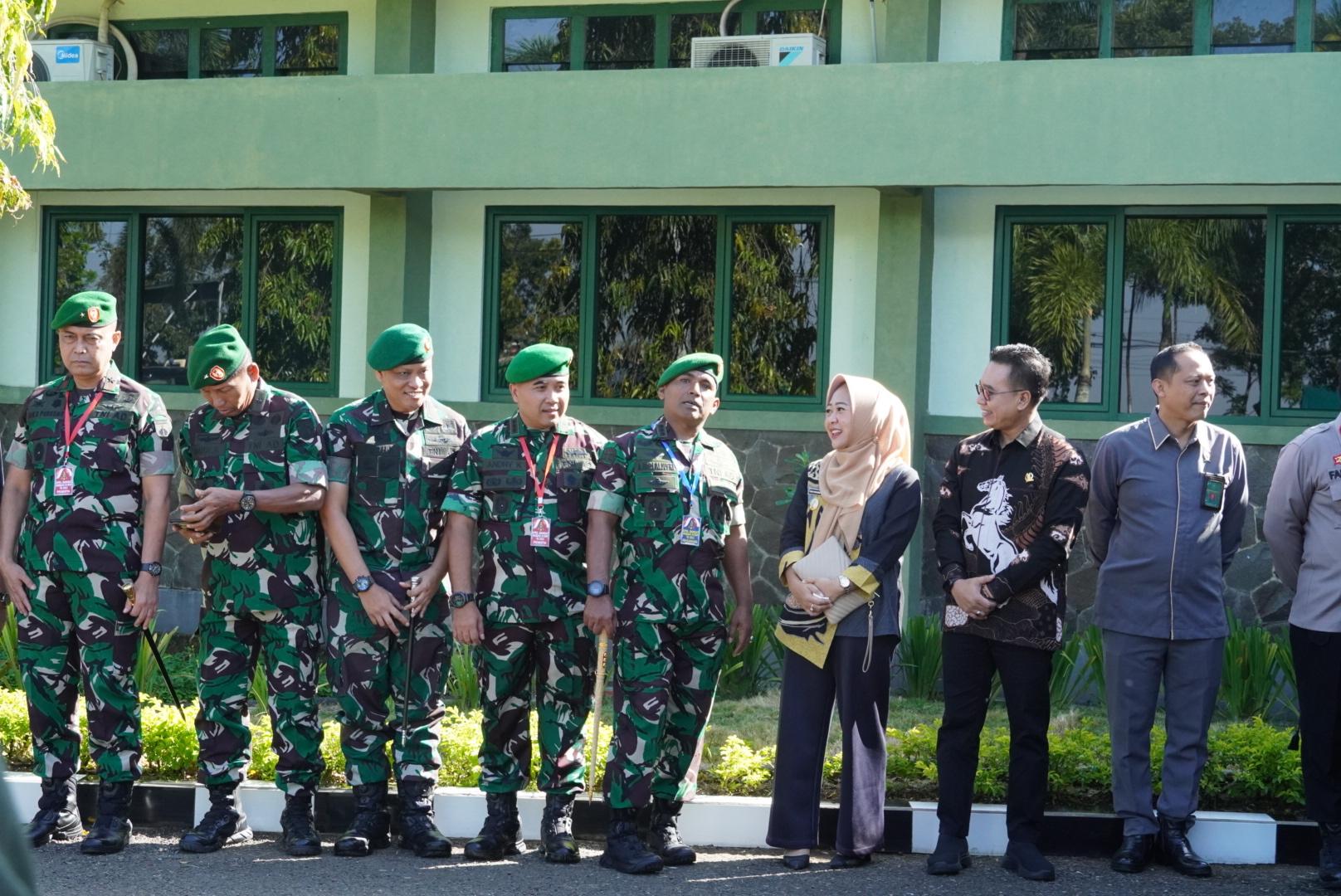 Bupati Tiwi Sambut Kunjungan Pangdam IV/Diponegoro - setda ... Bupati Tiwi Sambut Kunjungan Pangdam IV/Diponegoro - setda ...